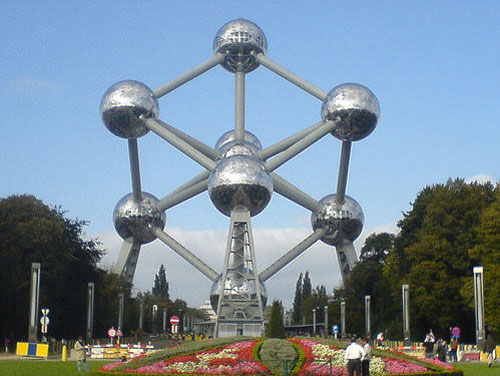 Famous buildings of the world: Atomium – Brussels, Belgium