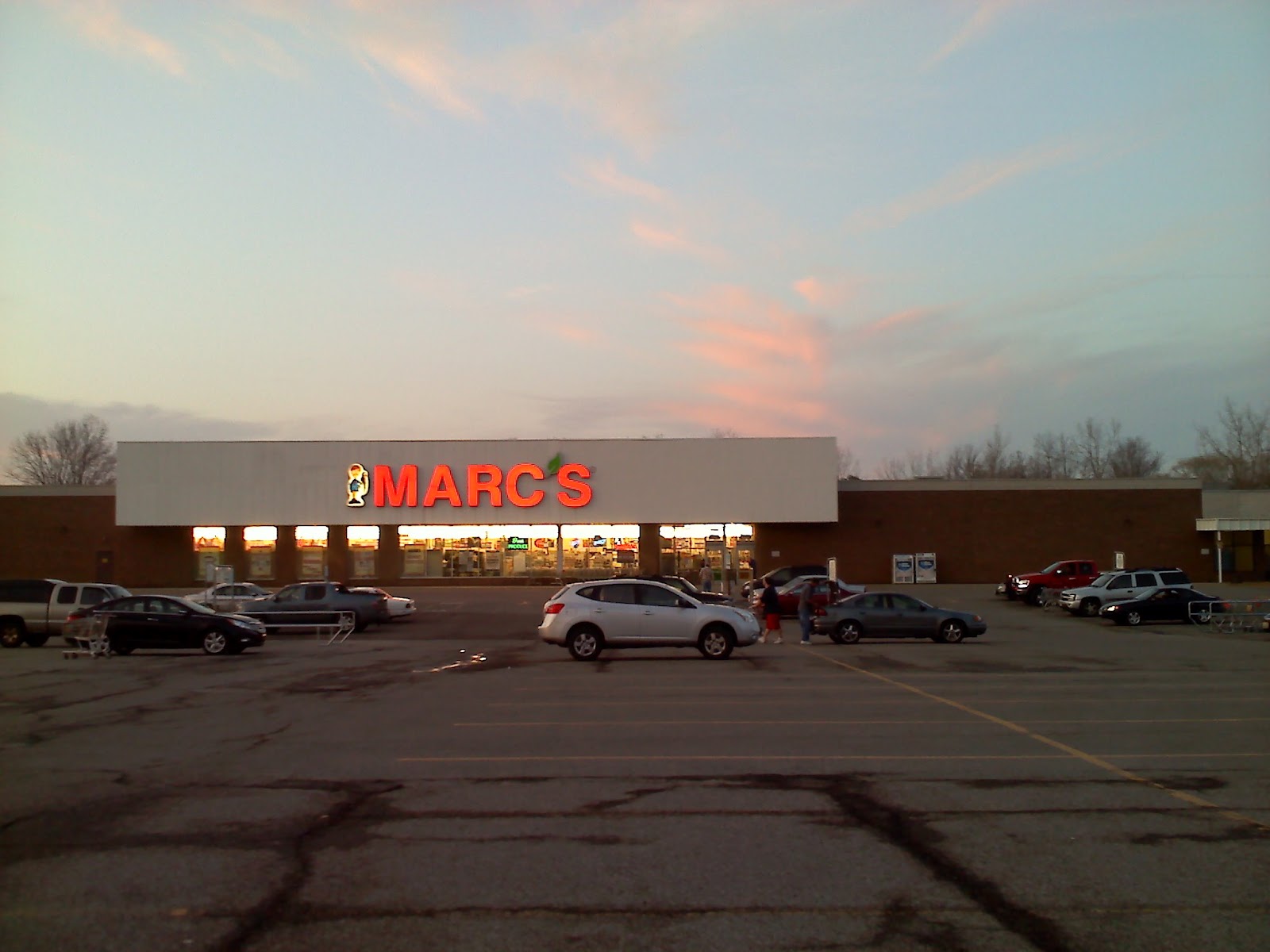 Dead and Dying retail: Northridge Plaza shopping center, in North ...