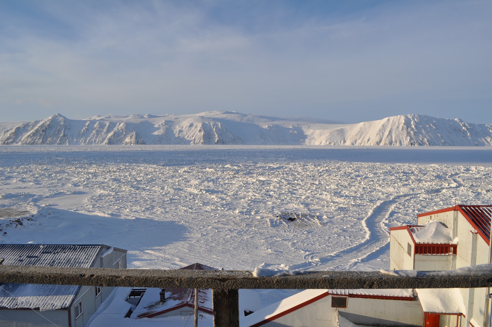 ¶ snow & mist: island living. valentine's day. oogruk!