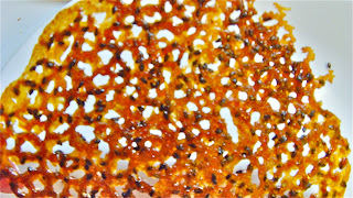 the ocean waves: Sesame Lace Cookies