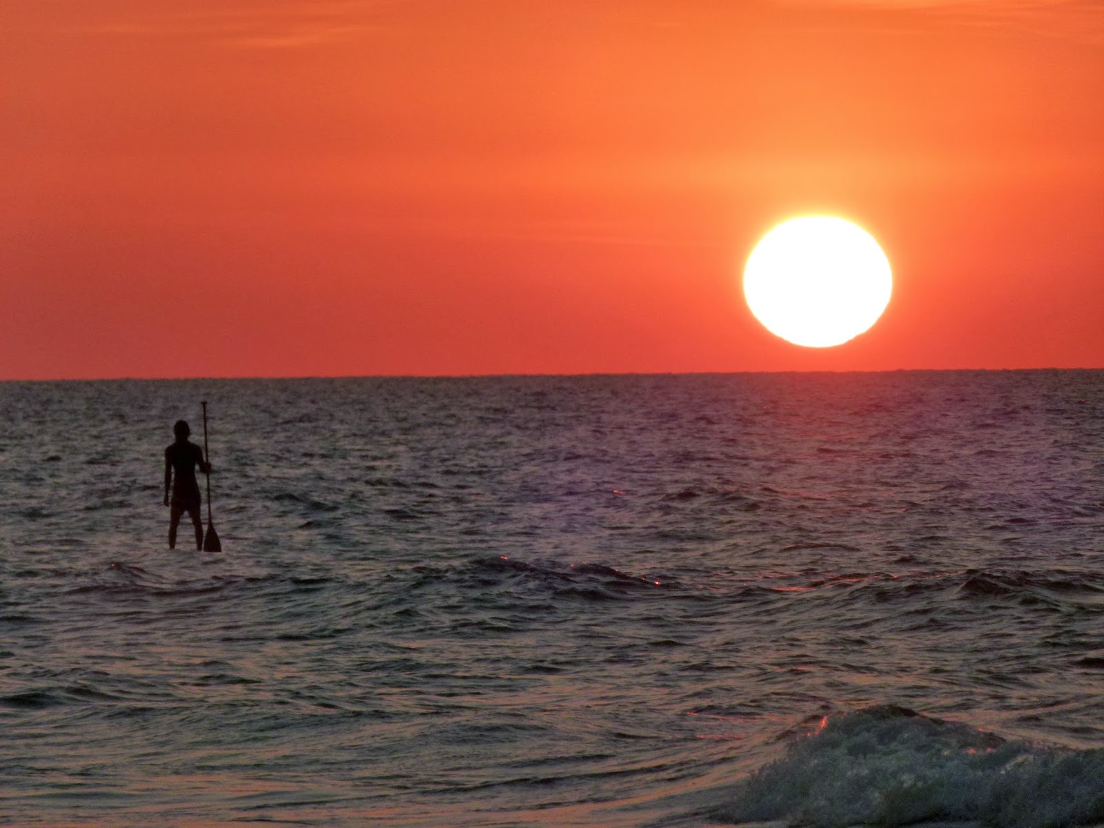 SURF EAT AND GET DRUNK AT SAN JUAN LA UNION - Lakwatserong Tsinelas