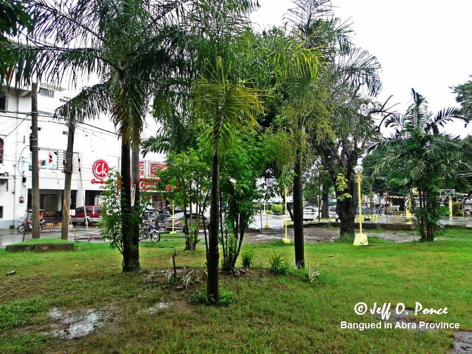 Bisayang Manlalakbay around the Philippines: Rainy Morning at Bangued ...