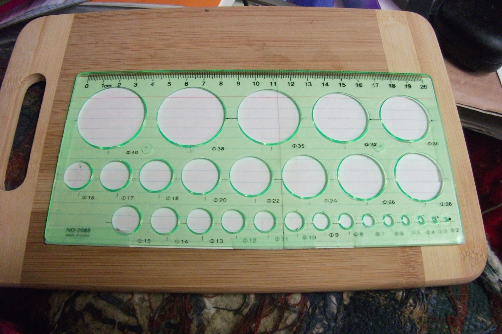 Crafty Lucy y sus tips: Qué es y cómo se usa el "circle ruler ...