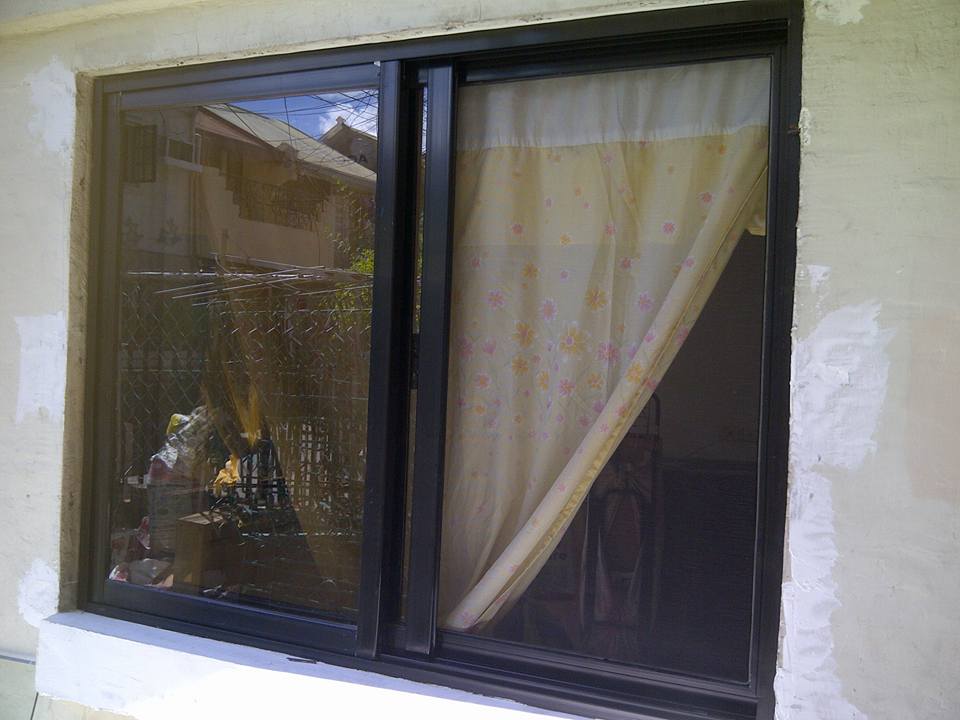 RENOMAR GLASS & ALUMINUM SERVICES