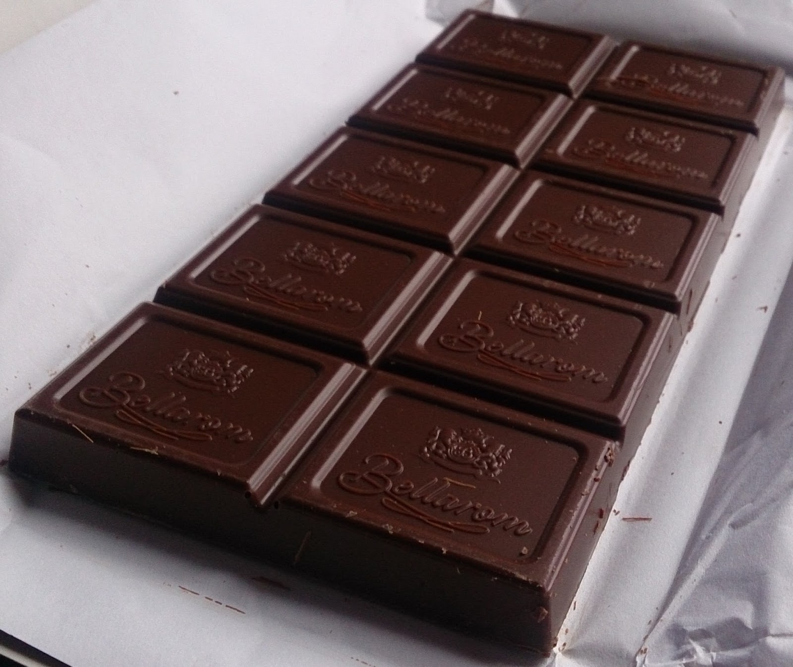 Chwile zasłodzenia: Bellarom Rich Chocolate ciemna śmietankowa