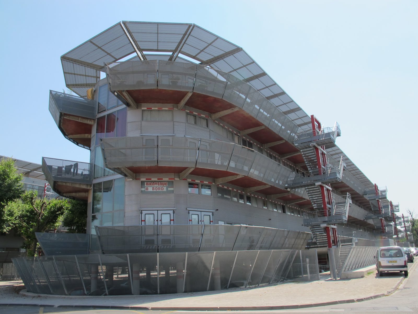 Le Tour de France en T.E.R.: Nîmes