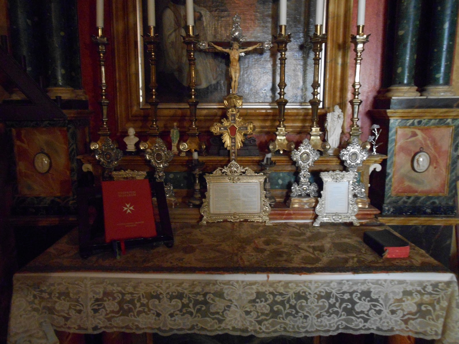 New Liturgical Movement: A Noble Family’s Private Chapel