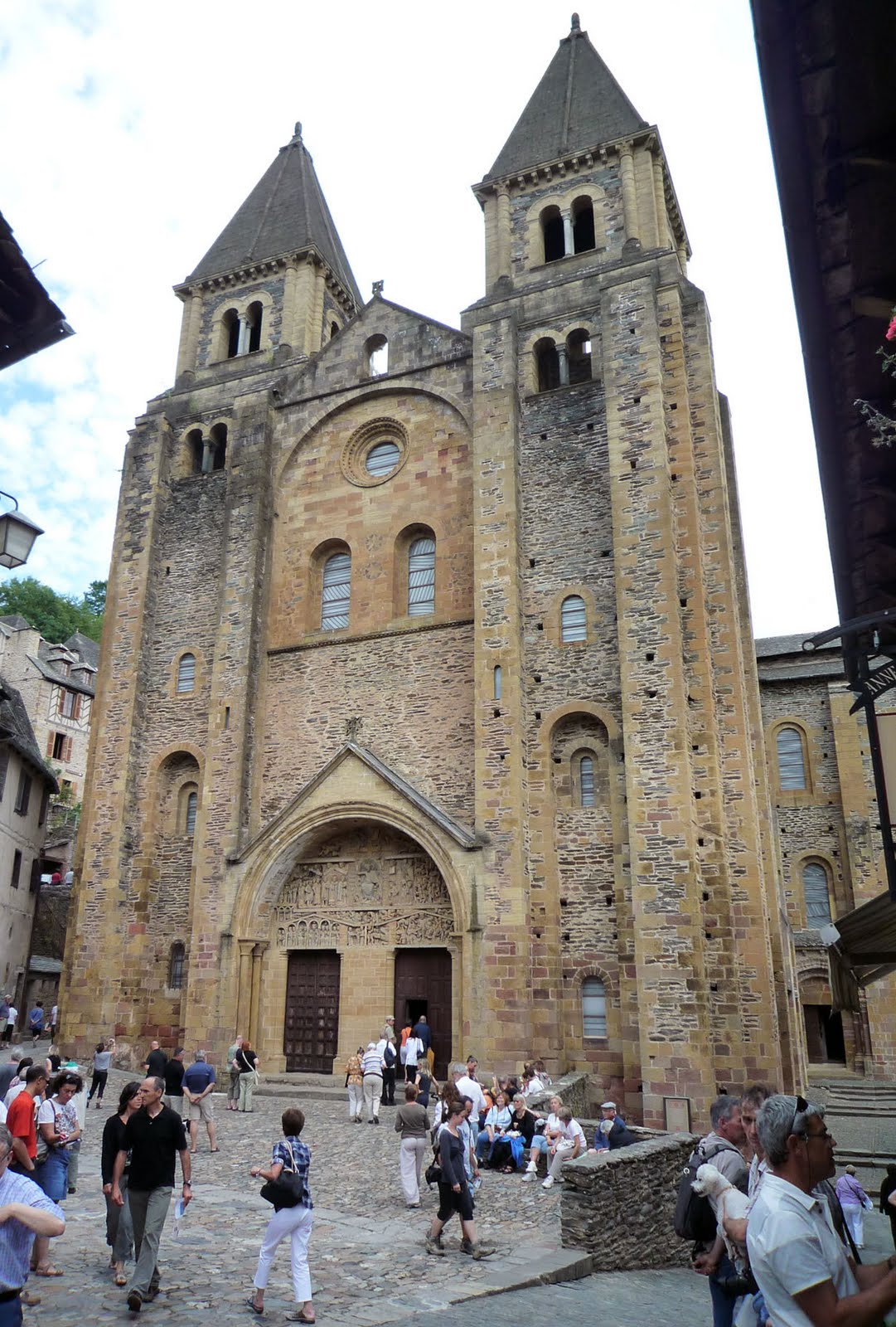 Photo blog: Conques-the church