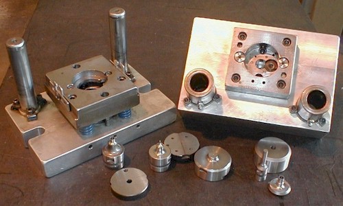 Differentiate among progressive die, compound die and combination die.