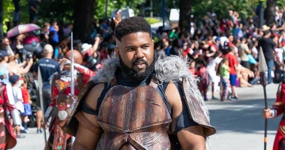Calvin's Canadian Cave of Coolness: M'Baku Cosplay For The Win