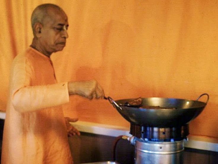 MY SATVIK KITCHEN: OFFERING FOOD TO KRISHNA