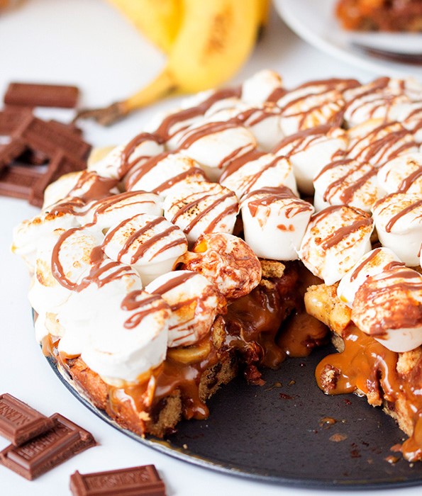 BANOFFEE S'MORES PIZZA - KING FOOD RECIPES
