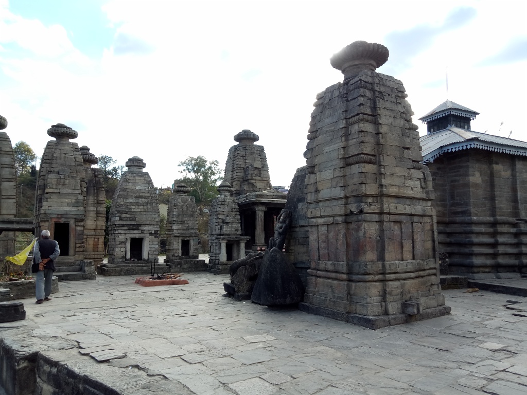 Hindu Temples of India: Baijnath Temple Complex, Baijnath, Uttarakhand