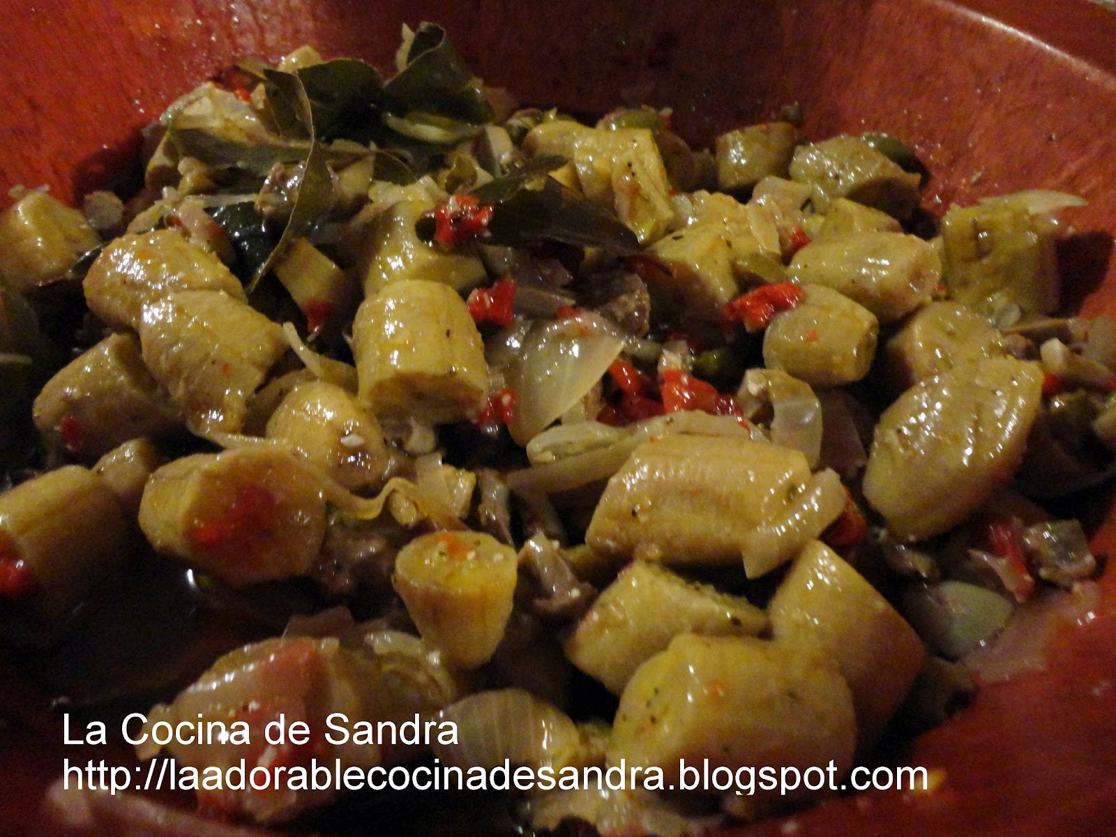La Cocina de Sandra: Escabeche de Guineos Con Mollejas