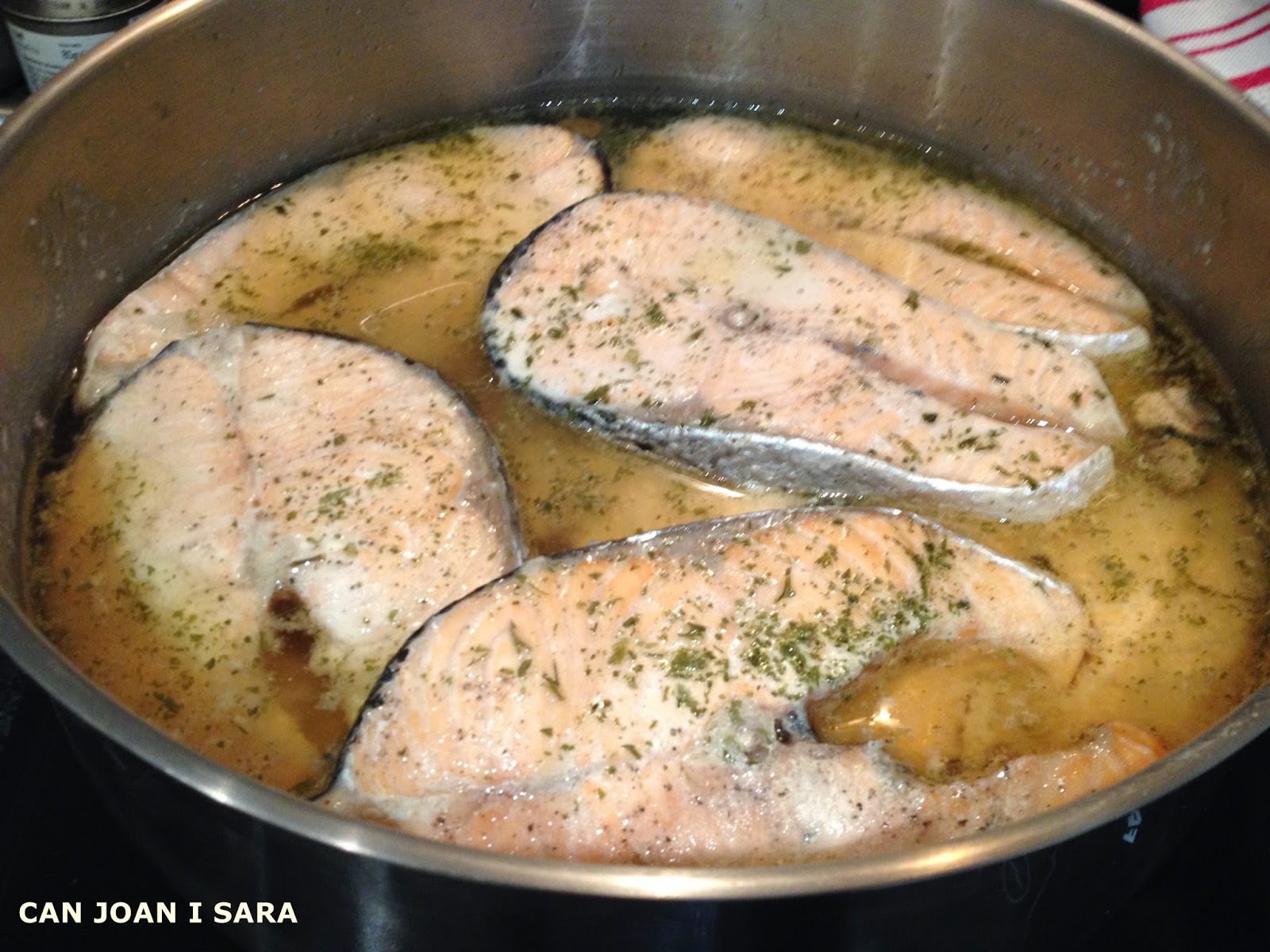 CAN JOAN I SARA: CAZUELA DE SALMON