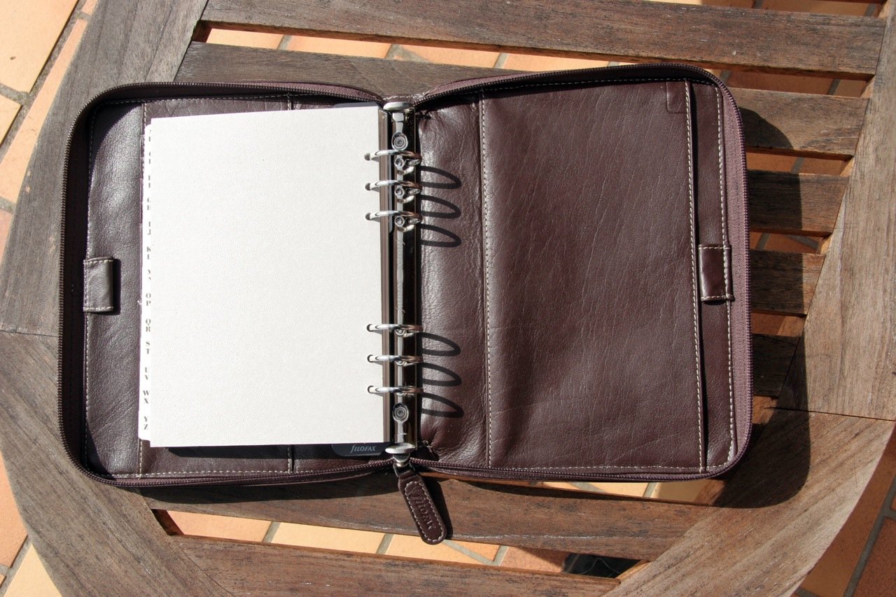 Philofaxy: Filofax A5 Holborn Zip - Review