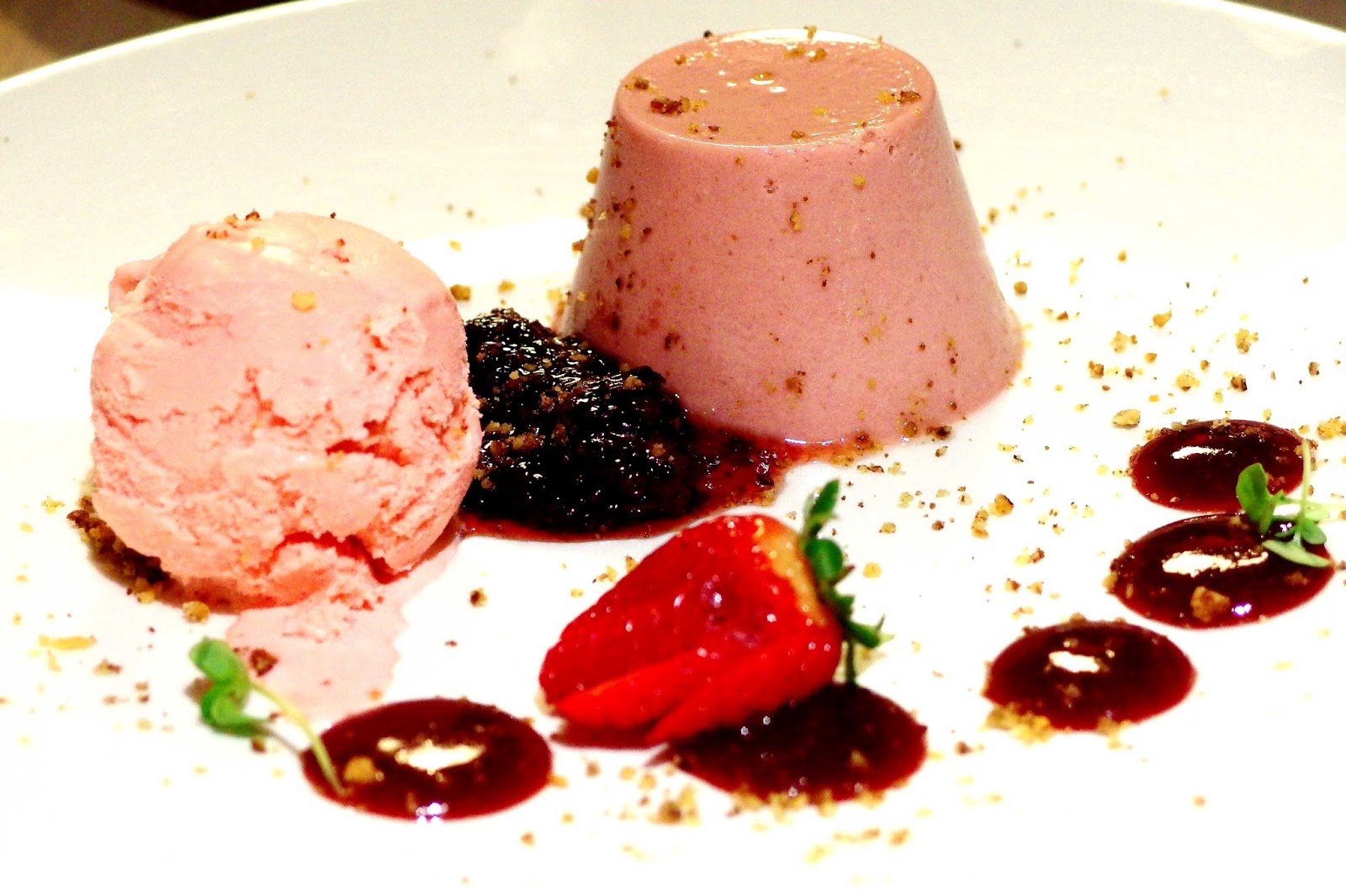 Mr Hobson - Review - Port Melbourne