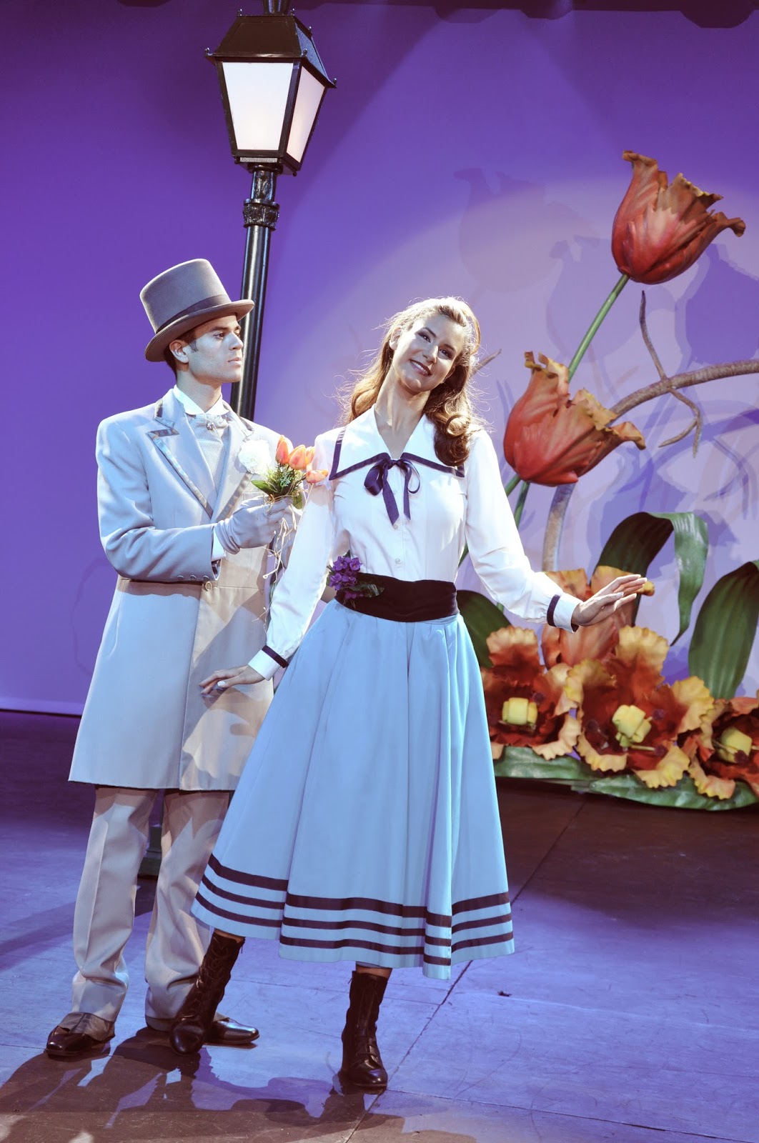 Teatro Politeama | Guarda-Roupa