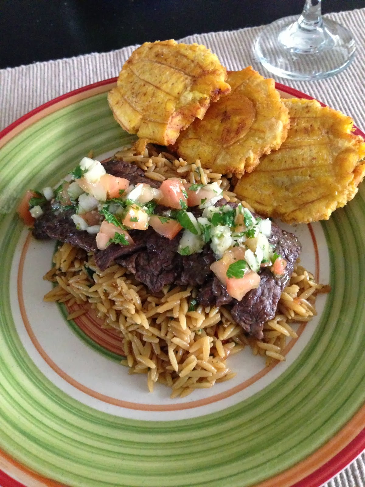 Dinner and cupcakes!: Churrasco con chimichurri y pasta orzo en ...