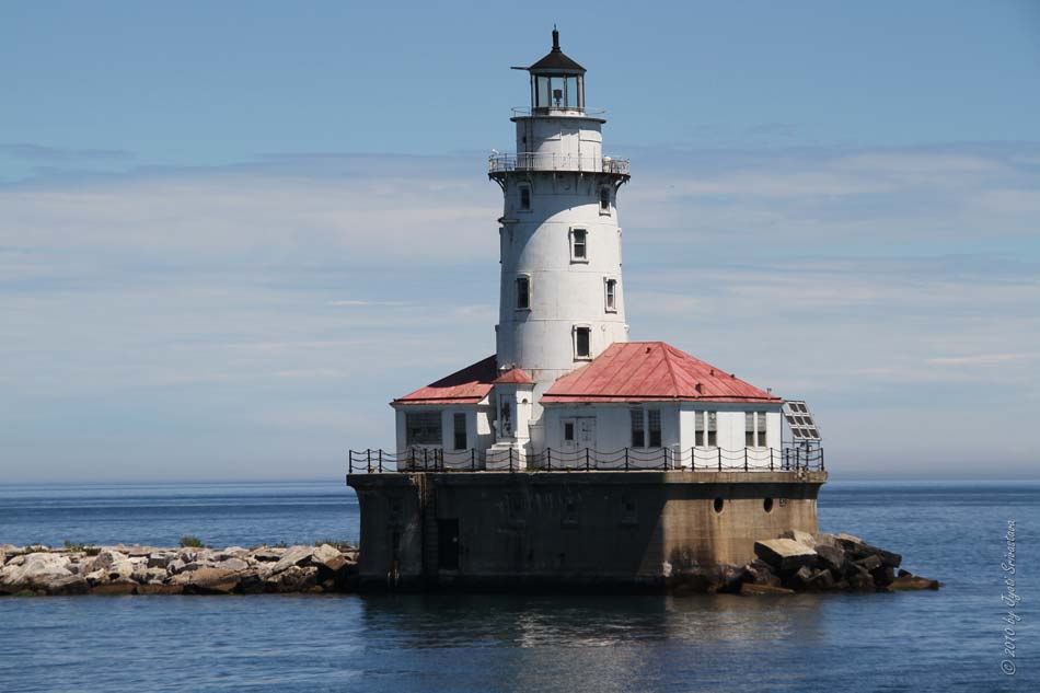 Chicago - Architecture & Cityscape: Chicago Harbor Lighthouse