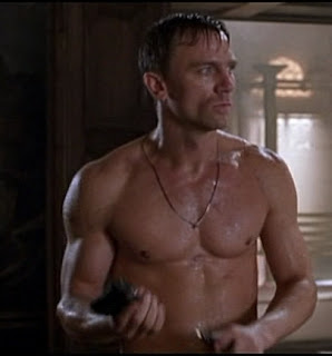 Captures Cinema: Daniel Craig - Lara Croft:Tom Raider (2001)