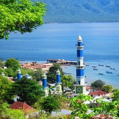 Masjidinfo: Masjid Al-Ijtihaj Lamakera, Pulau Solor