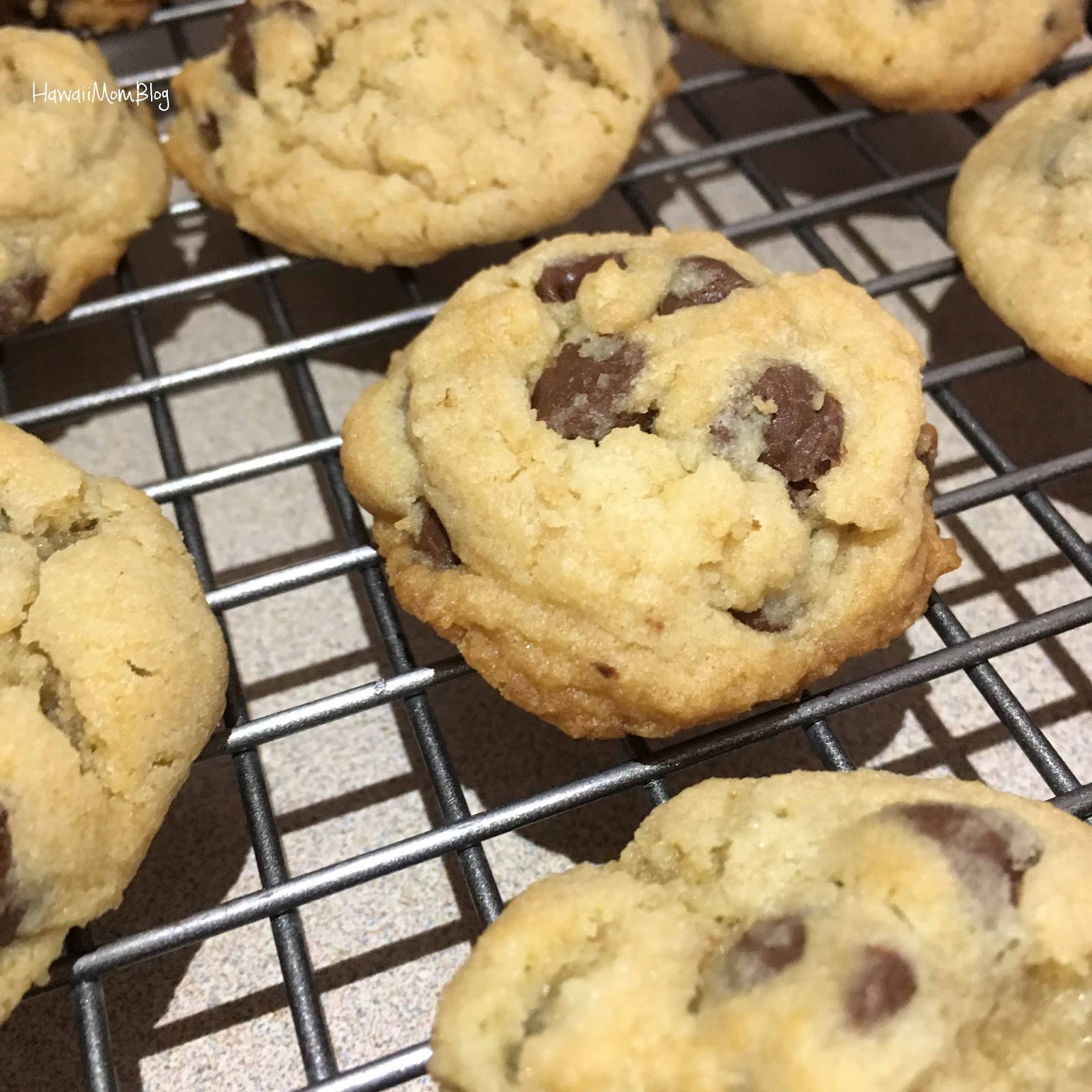 Hawaii Mom Blog: Ultimate Chocolate Chip Cookies