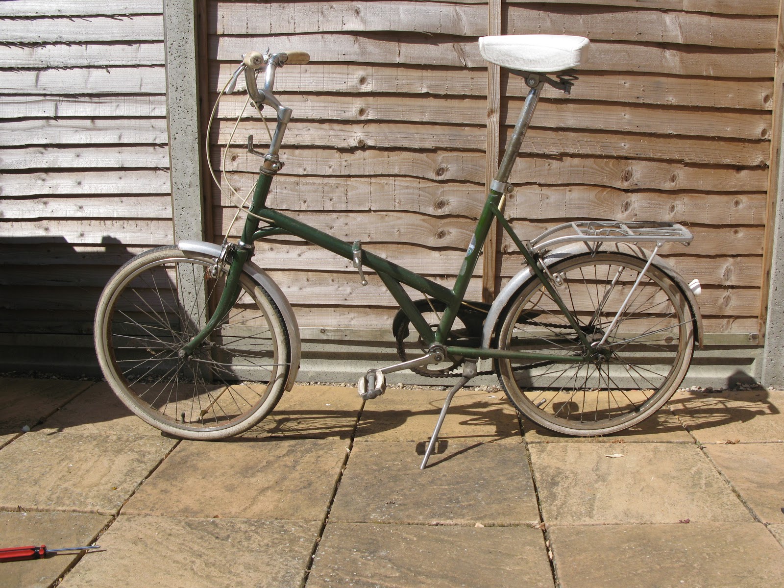 Just My Bike: BSA Wayfarer turns Orange Guv'nor / Path Racer part 4