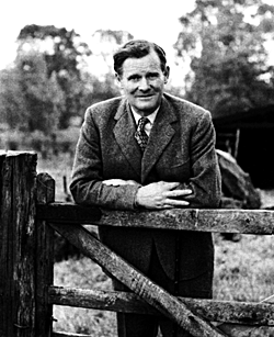 "Tweedland" The Gentlemen's club: Raymond Erith New-Classical Architect.