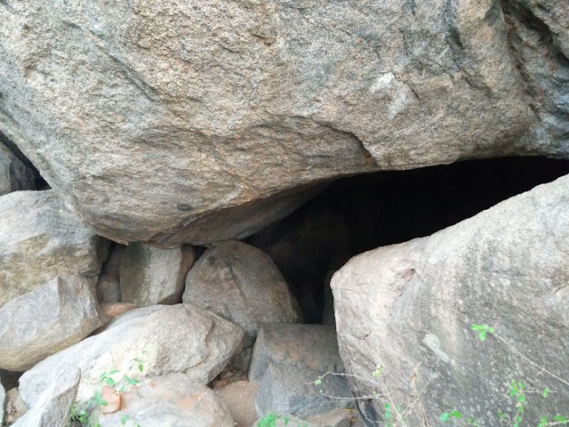 Sri Siva Siddhar Mona Swami's Sadhana Cave - ARUNACHALA MYSTIC
