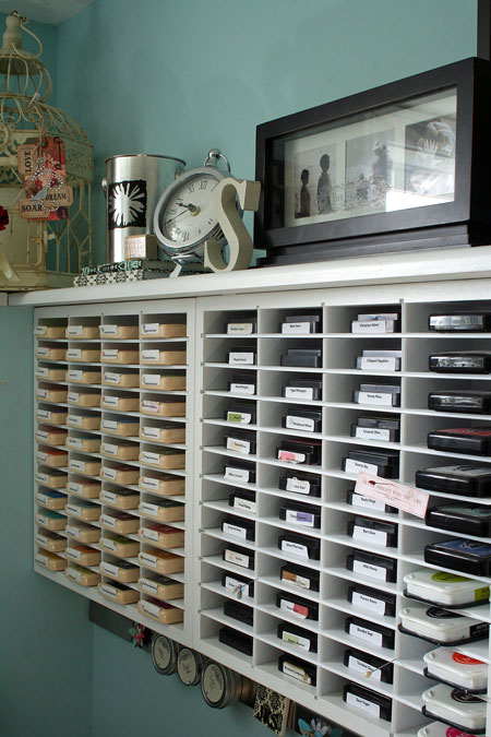 lily bee: Studio Peek: Julia Stainton