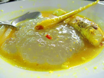 indonesia warna warni: Papeda, Bubur Sagu Khas Maluku Dan Papua