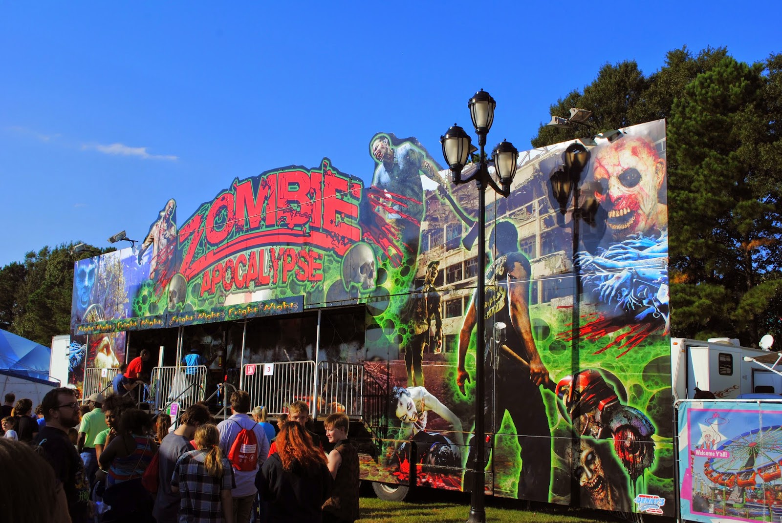 The Carpetbagger: Freakshow Wonderland at the State Fair