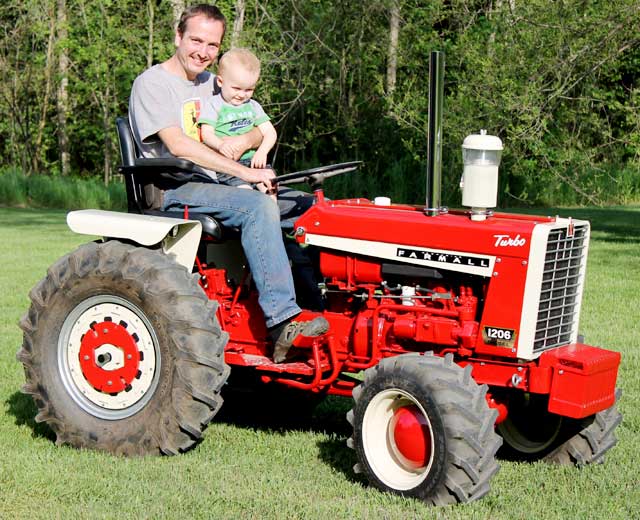 The Little Tractor Co: IH 1206 FWA (Front Wheel Assist) Diesel...