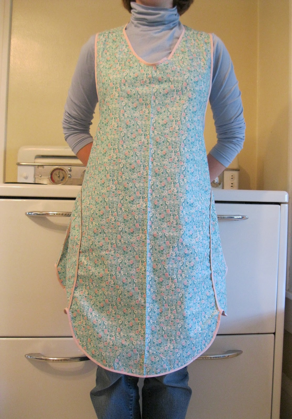 Apron History: My New Aprons!