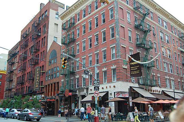 Random Musings: Then and Now: Ferrara Bakery, Manhattan