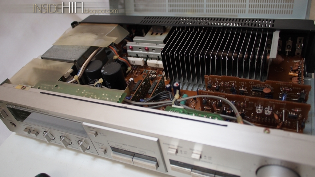 Inside Hi-Fi: Technics SU-Z65 (SU-Z65-EI)