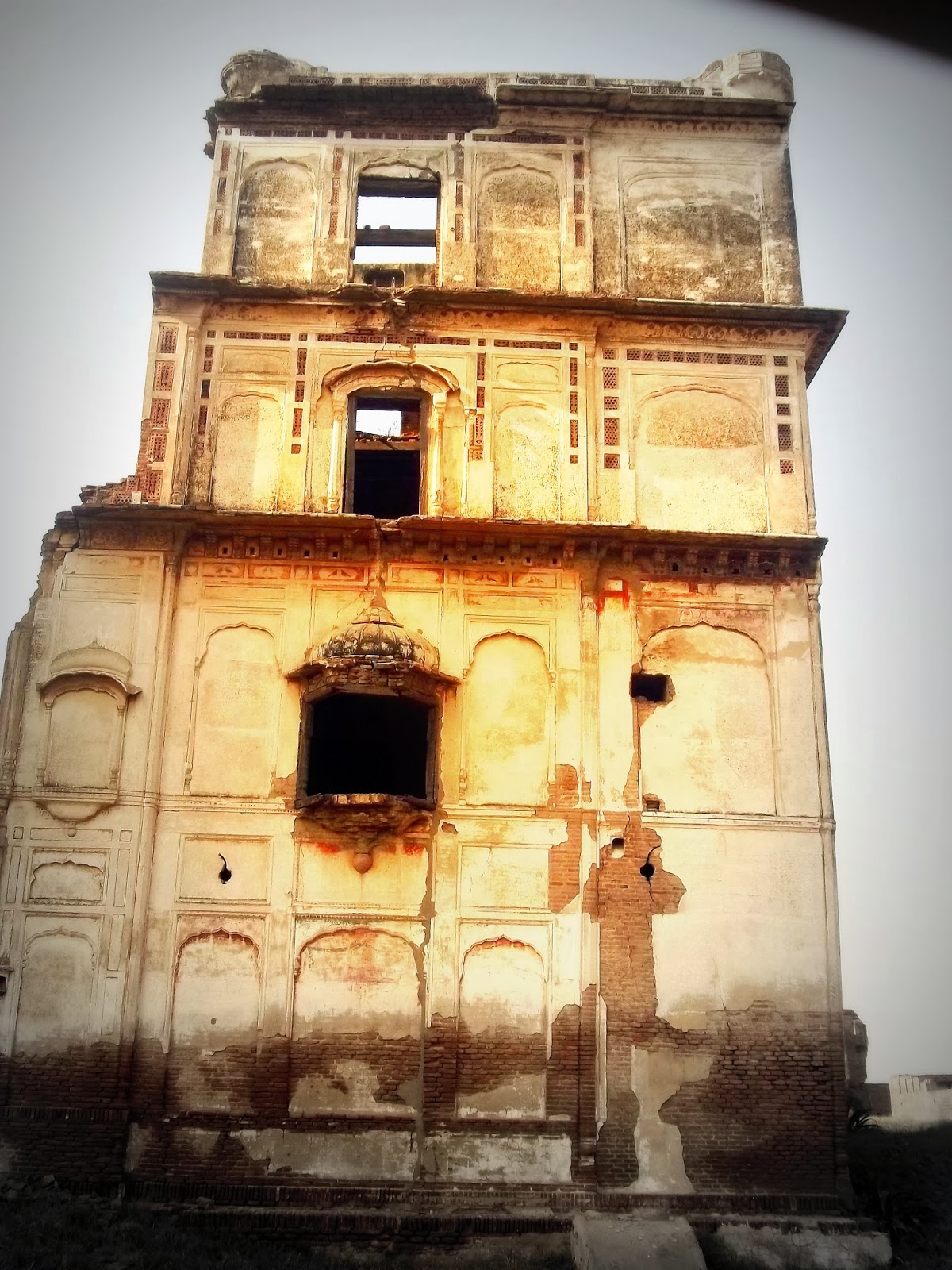 Sohni Dharti - Pak Watan: The Historic Landmarks of Sheikhupura