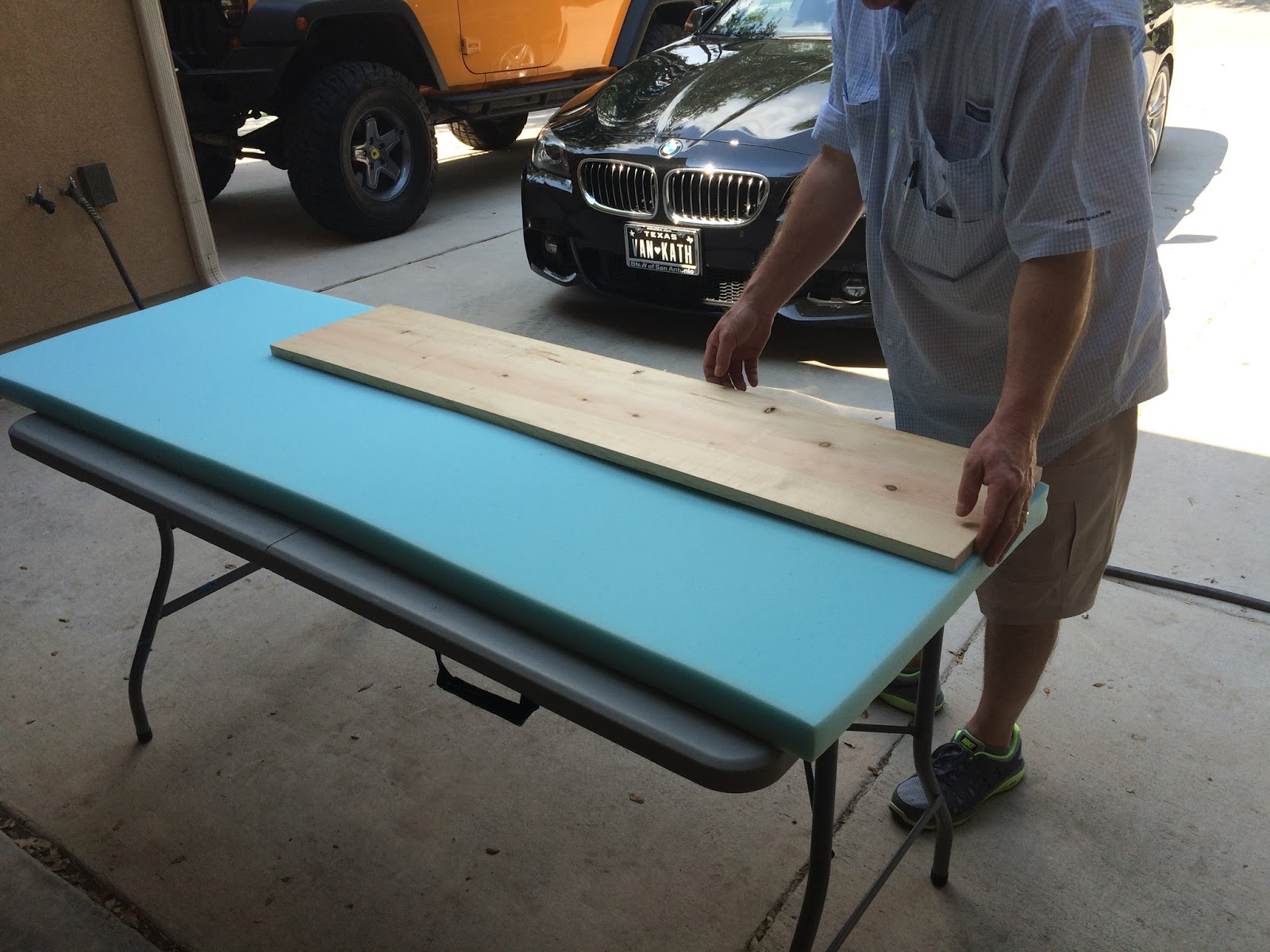 Ketchin' Up With Miss Riley: HOW TO: DIY Crate Benches