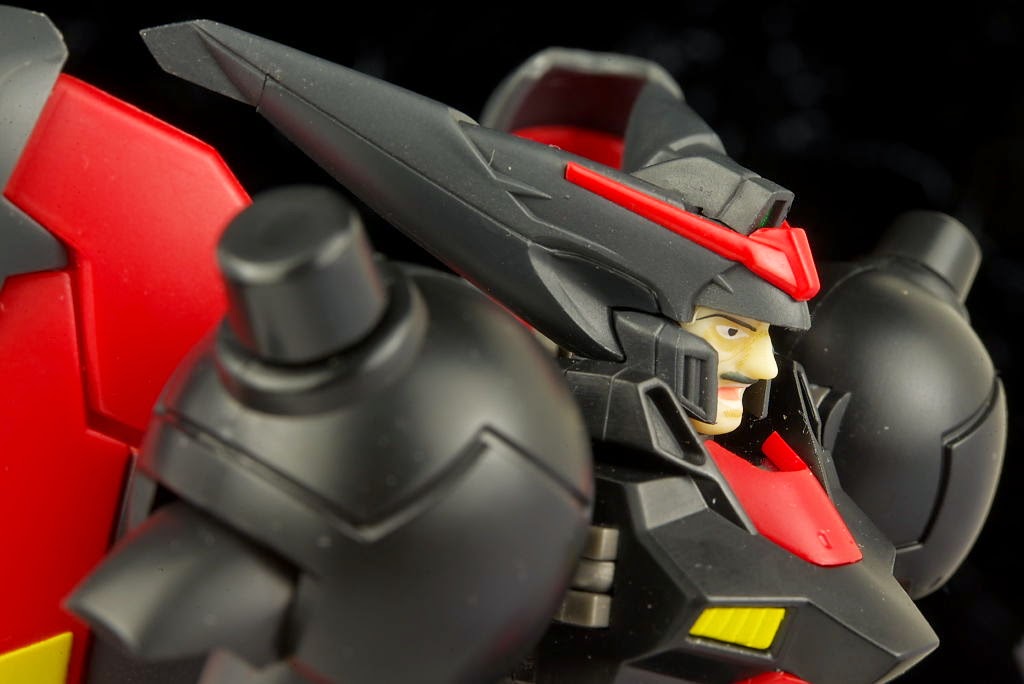 GUNDAM GUY: S.H.Figuarts Master Asia - Review by Hacchaka