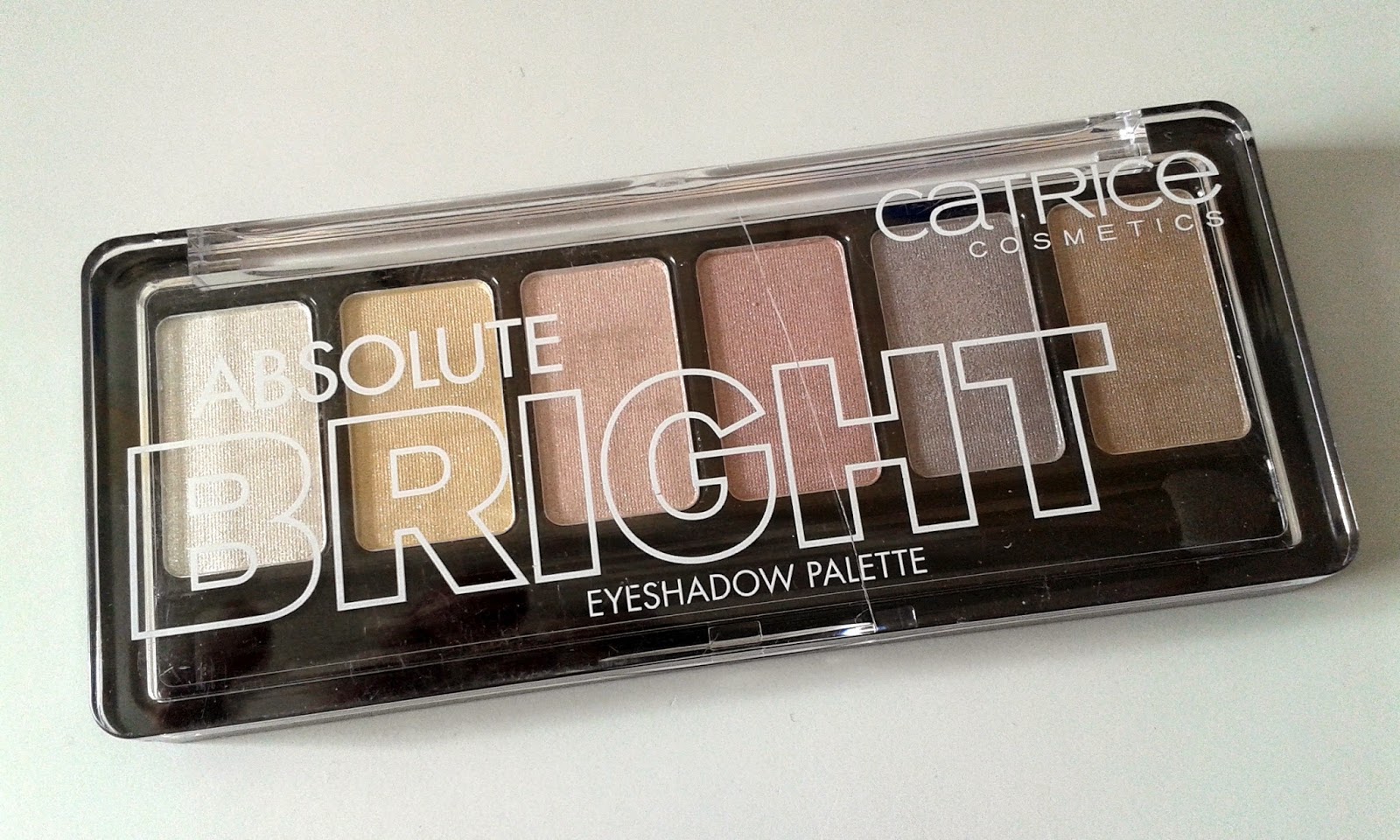 CATRICE: Absolute Bright Eyeshadow Palette | Nicky's wereld