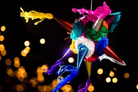 NssC oficial: LA PIÑATA