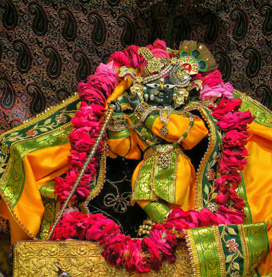 Radha Raman Temple Vrindavan | Latest Krishna Wallpaper and Krishna ...