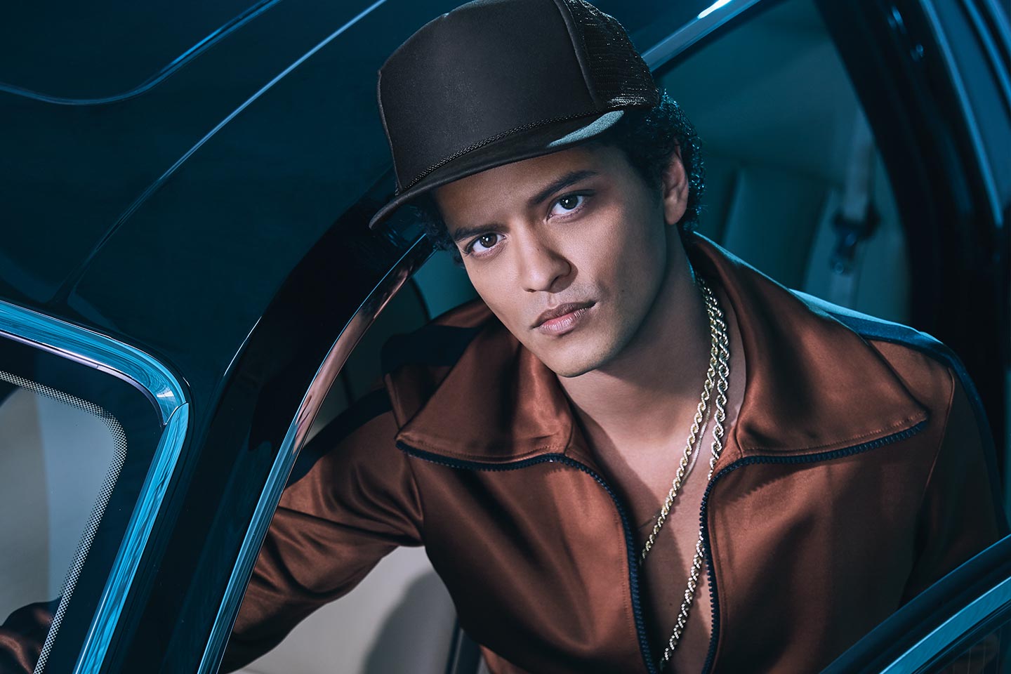 Bruno Mars for Latina - Fashionably Fly