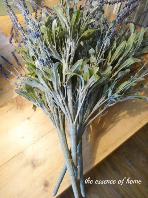 The Essence of Home: How to Make an Impressive Lavender Display