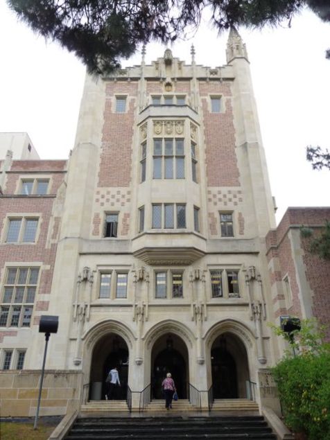 Experiencing Los Angeles: April 2011