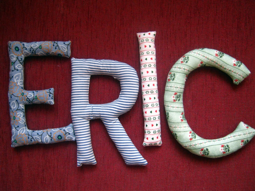 Litere decorative - Nasturelul fermecat - jucarii handmade