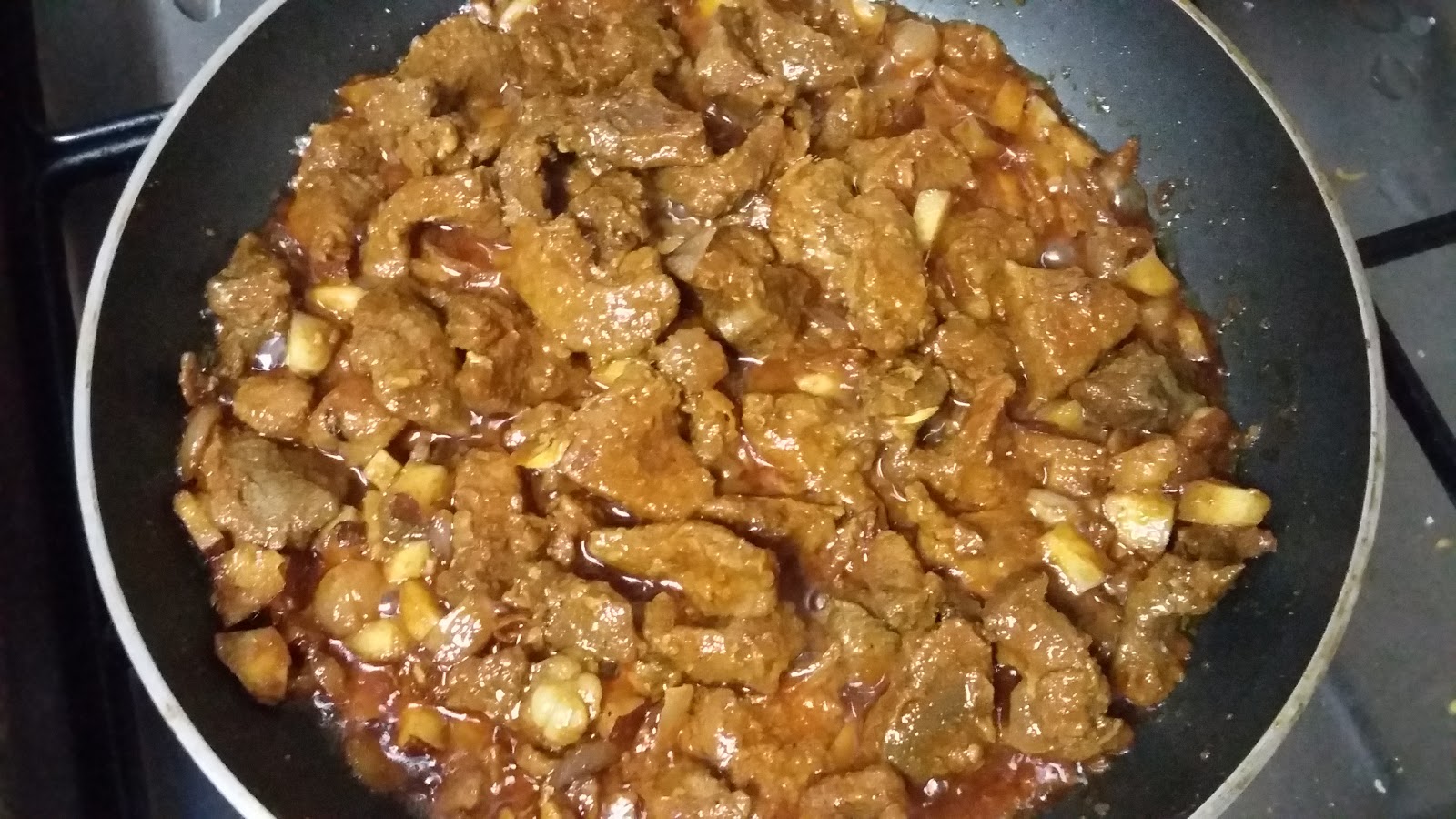 Naadan style Beef ularthu with thengakothu (Keral style Beef fry with ...