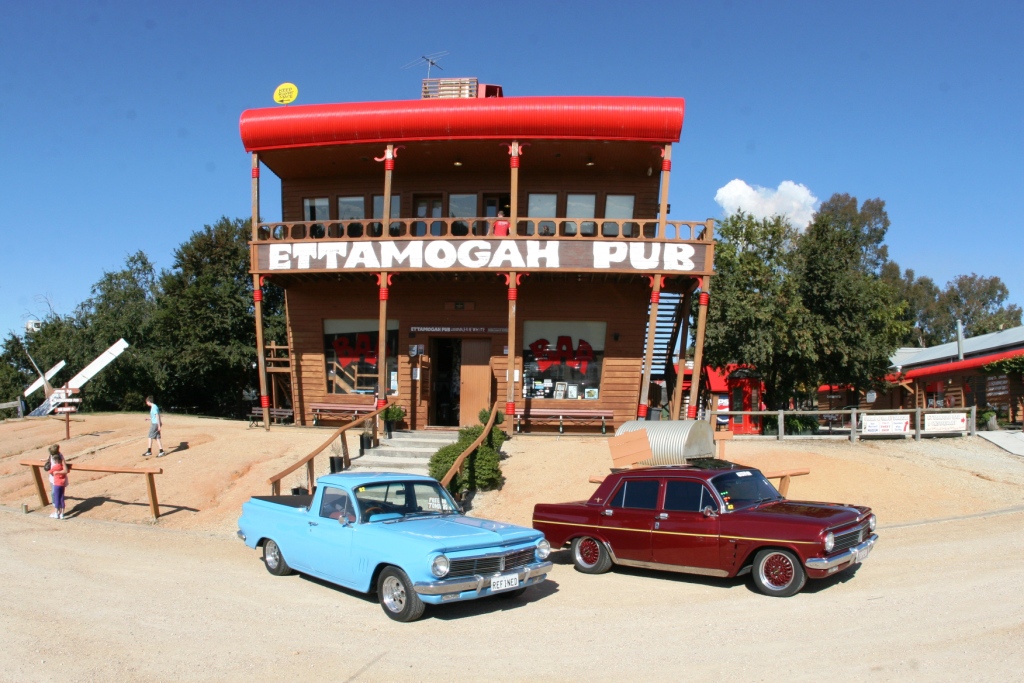 Emil and Leilani's travels: The original Ettamogah pub