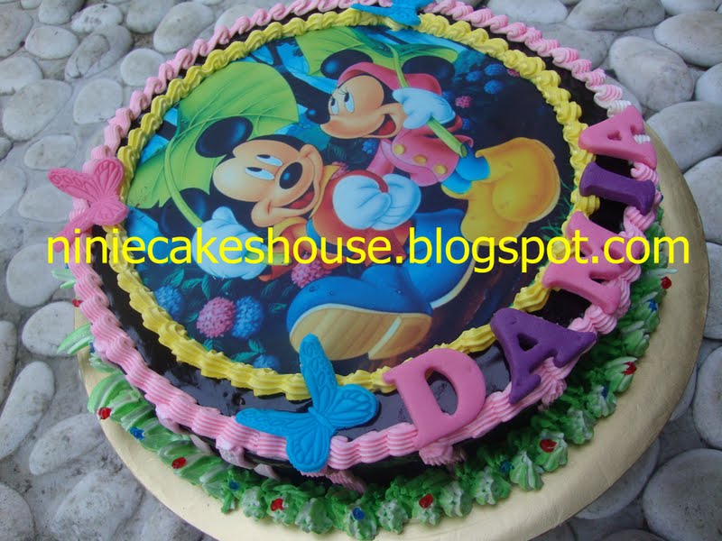ninie cakes house: Mickey Mouse Edible Image Cakes